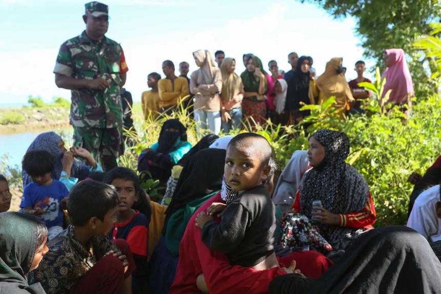 More than 500 Rohingya refugees land in Indonesia: UN agency | The ...