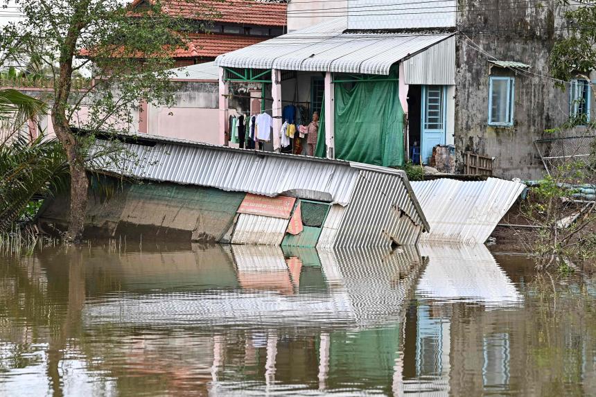 Sand mining in Vietnam’s Mekong Delta sinks homes, livelihoods and ...