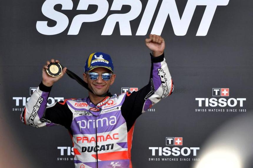 Martin keeps championship hopes alive with Valencia sprint win | The ...