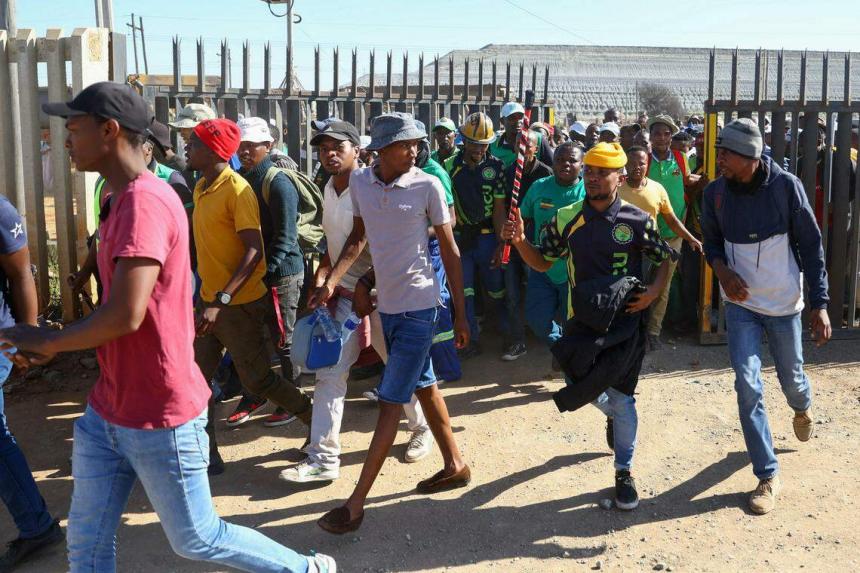 Hundreds held underground in South Africa gold mine protest | The ...