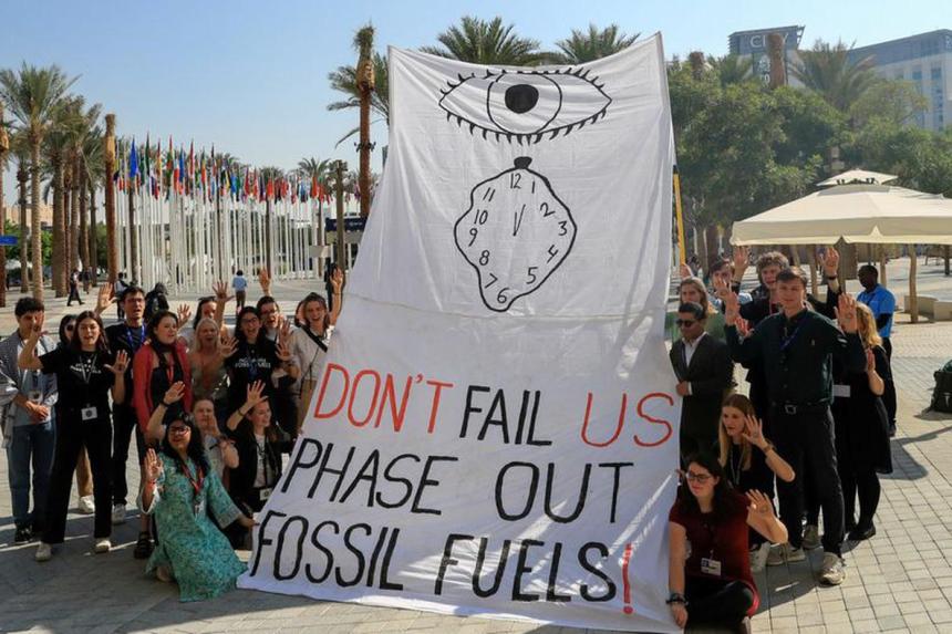 Cop28 Heads For Overtime As Countries Wrangle Over Fossil Fuels The