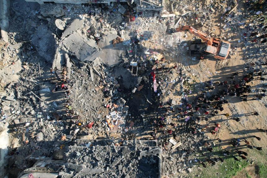 Israel pounds Gaza, Houthis vow more Red Sea attacks | The Straits Times