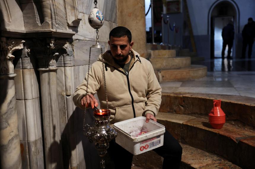 Anguish grows for families of Gaza’s Christians days before Christmas ...