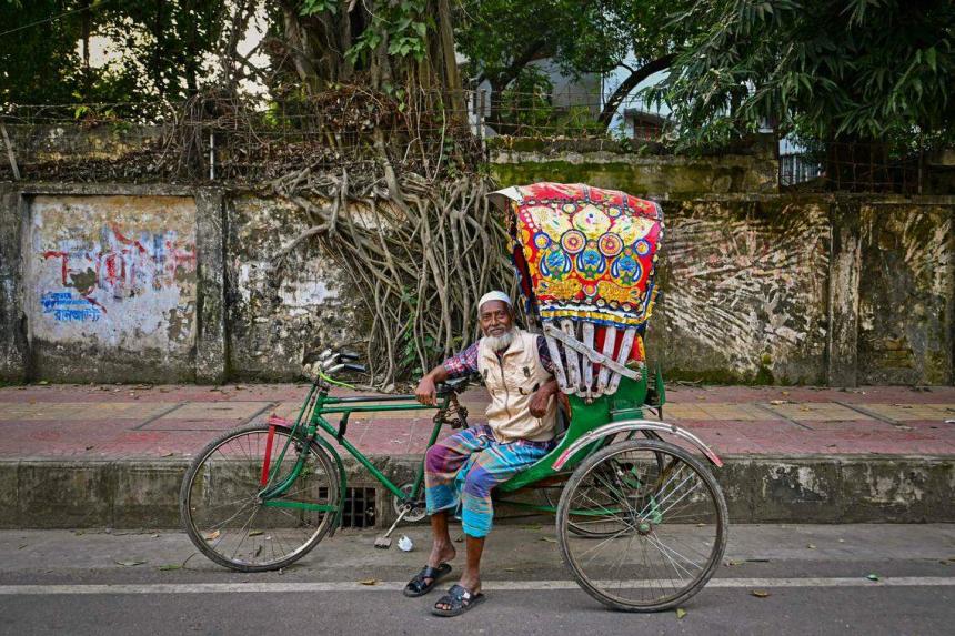 Fading colours: Bangladesh’s threatened rickshaw art | The Straits Times