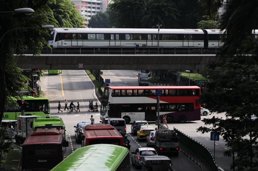 Public transport ridership, traffic volumes edge closer to 2019 levels ...
