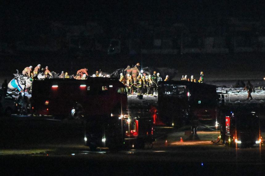 5 on coast guard aircraft die after collision with JAL plane at Tokyo’s ...