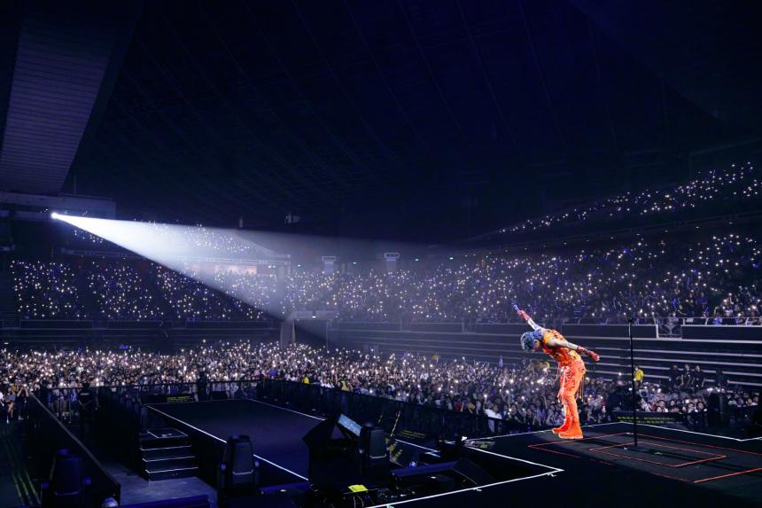 Concert review: Three faces of the captivating, unpredictable Joker Xue ...