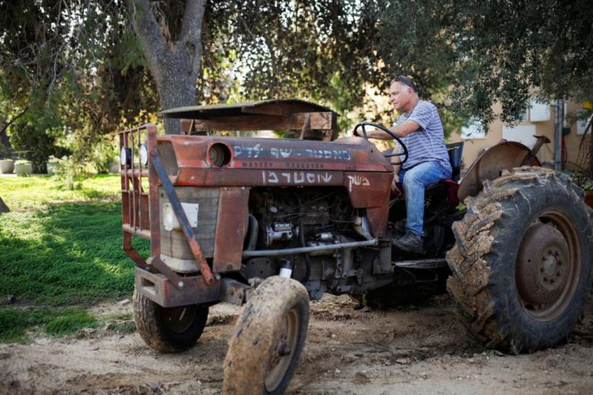 Dangerous stasis on Israel's northern border leaves evacuees in limbo ...