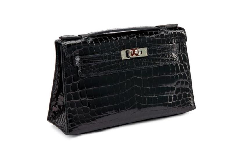 Chinese tourist duped into spending over $50,000 for fake Hermes bag in ...