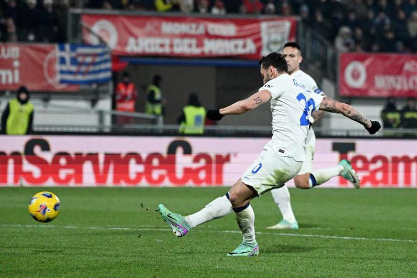 Inter beat Monza 5-1 with Calhanoglu, Martinez doubles | The Straits Times