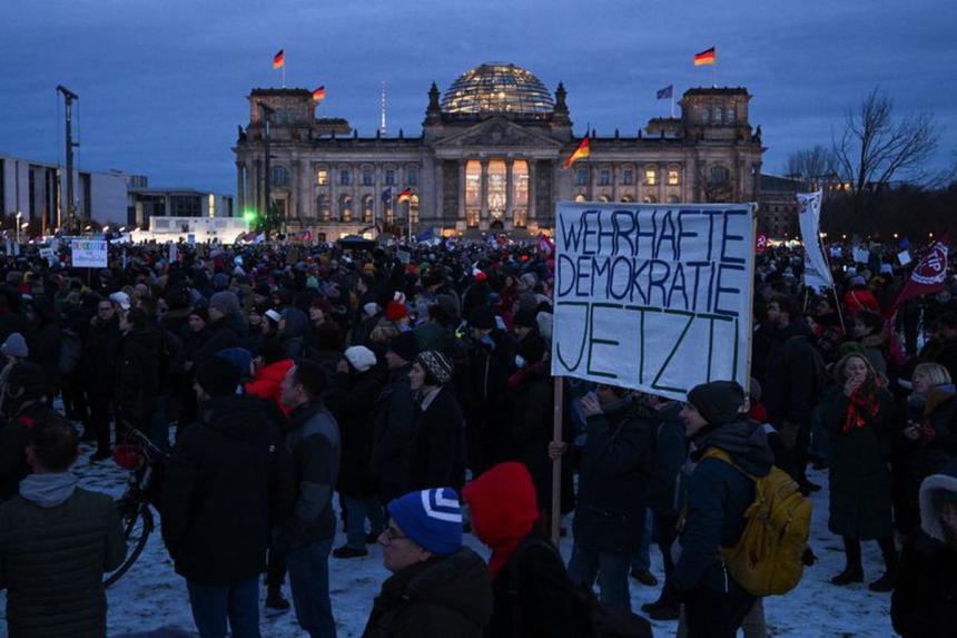 Hundreds of thousands demonstrate against right-wing extremism in ...