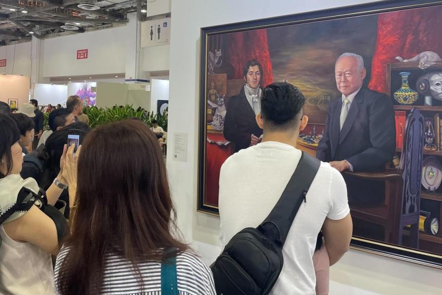 Art SG: Five artworks that drew crowds, including an LKY and Raffles ...
