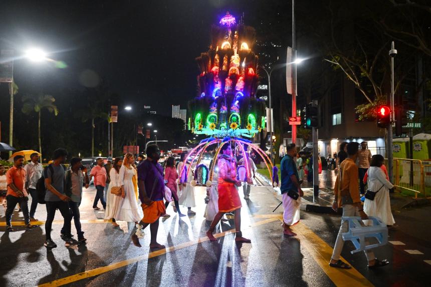 In Pictures: Over 18,000 devotees take part in Thaipusam festival | The ...