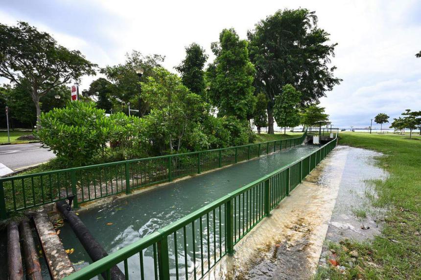 Seasonal high tides flood Pulau Ubin, stretches along East Coast Park over the weekend | The ...