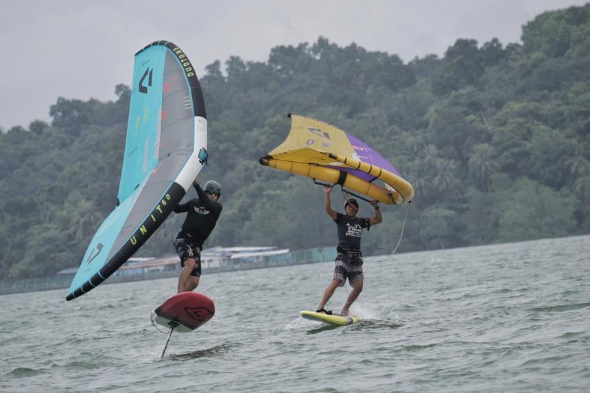 Winging it on the water, wingfoiling picks up in Singapore | The Straits Times