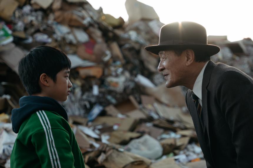 Film picks: Award winners Old Fox, Stonewalling and Society Of The Snow ...