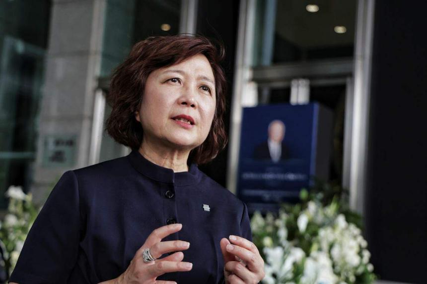 More than 500 employees bid farewell to former UOB chairman Wee Cho Yaw ...