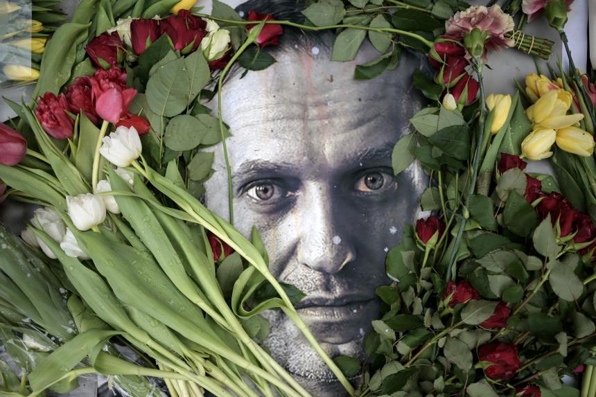 Navalny team says investigators to hold his body for 'at least two ...