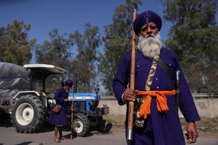 With spears and shields, India's Nihang Sikh warriors join farmers ...