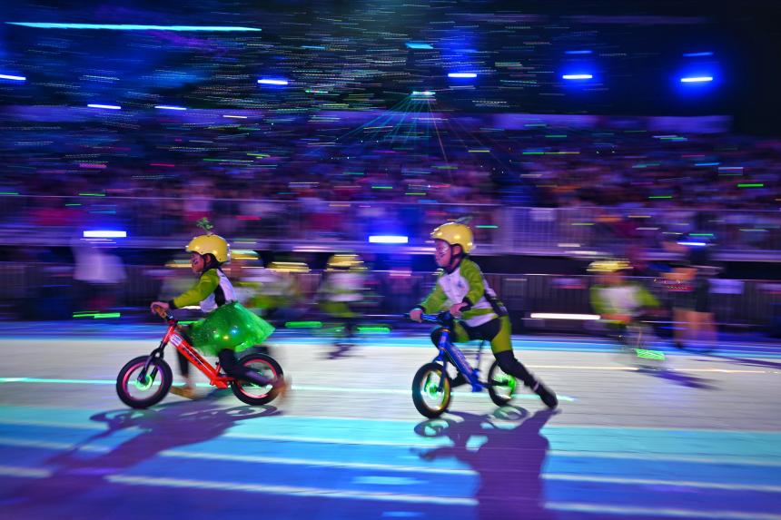 Thousands dazzled by Chingay Parade 2024 in full bloom | The Straits Times