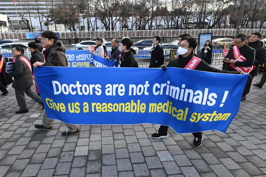 South Korean doctors continue walkout as global body weighs in | The ...