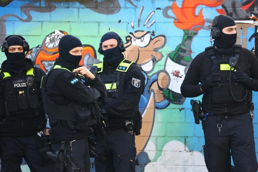 Police in Berlin arrest individuals in decades-old Red Army Faction ...