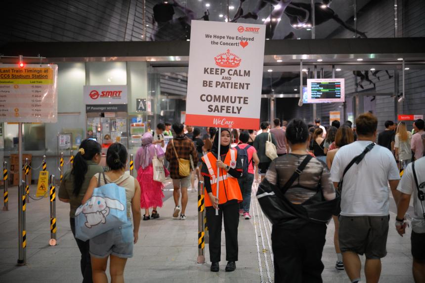 Behind-the-scenes concert workers: Ushers, security and SMRT staff toil ...
