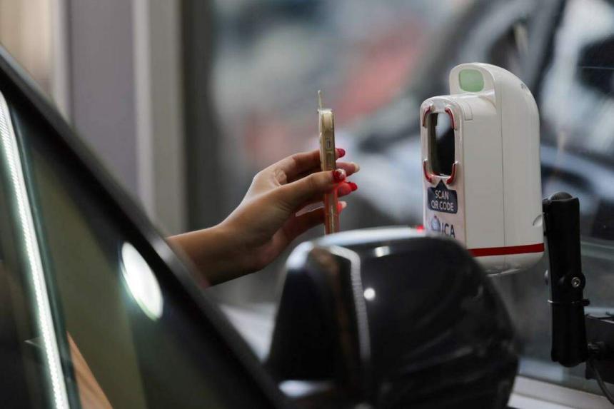 QR code immigration clearance for travellers in cars at Tuas, Woodlands ...