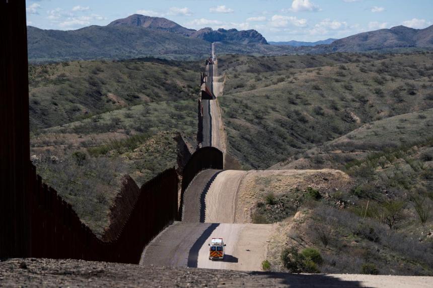 Explainer-US border security: What could Biden, Congress and Texas do ...