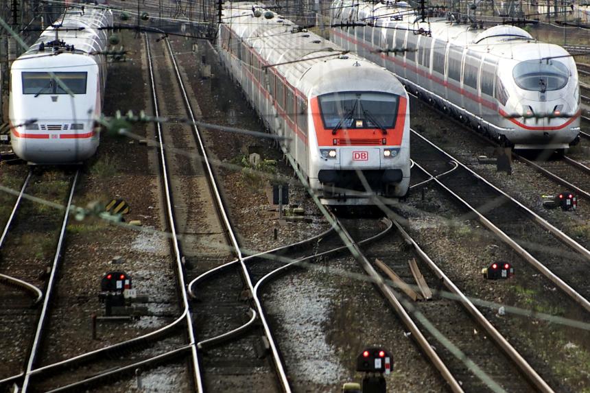 Rail operator Deutsche Bahn and train drivers reach deal in wage ...