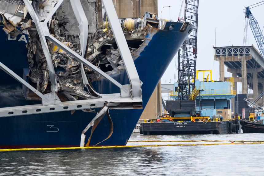 Workers remove first chunk of destroyed Baltimore bridge | The Straits ...