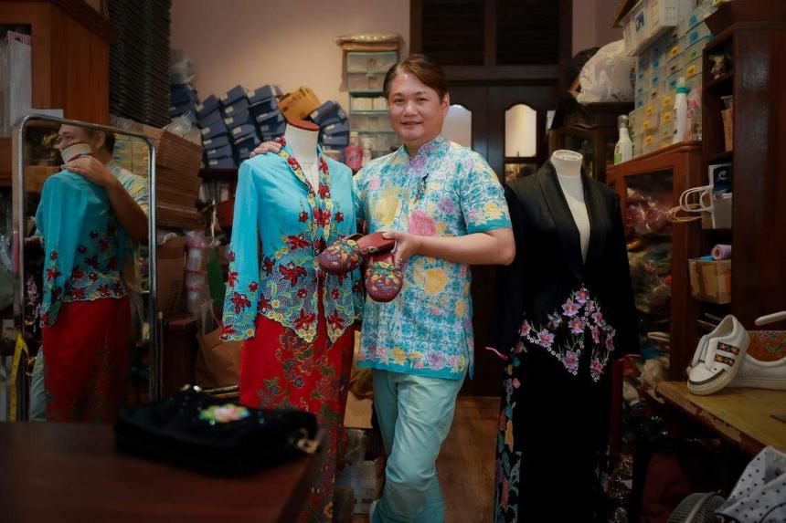 Peranakan kebaya maker among 3 people honoured for promoting heritage ...