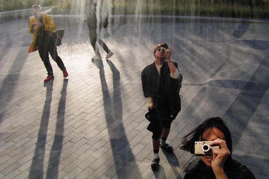 Back to the future: Digicams, vinyl records and photo booths hold retro ...