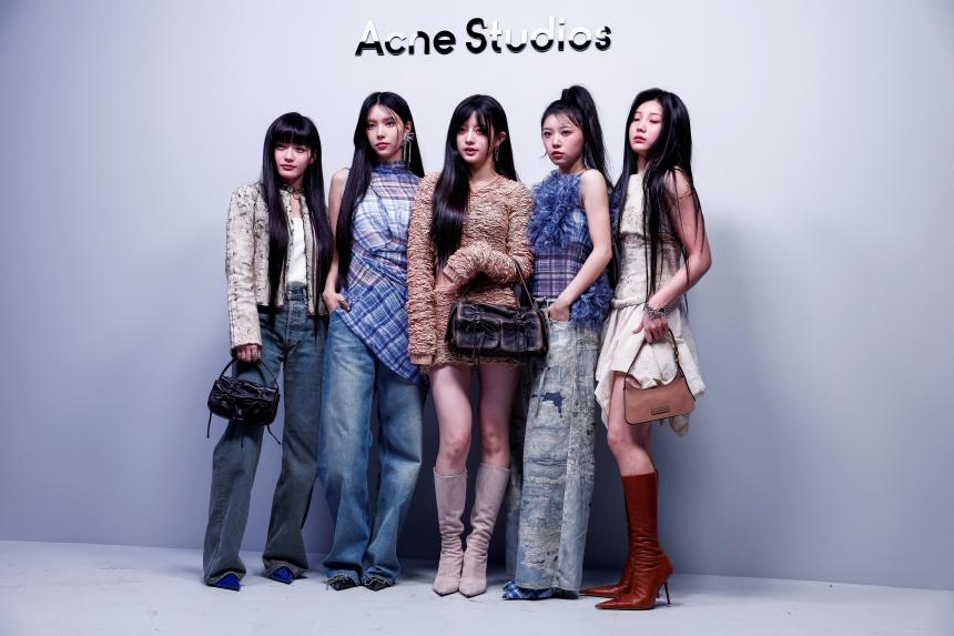 Rookie girl group Illit are first K-pop act to chart on Billboard’s Hot ...