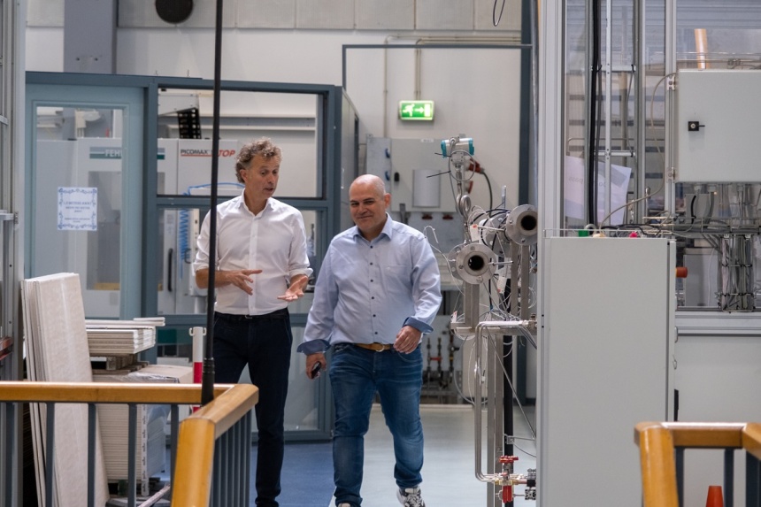 Crickets for protein and CO2 for jet fuel: How these innovators are ...