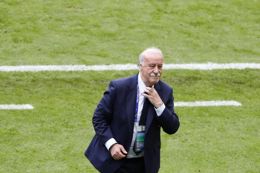 Spain appoints ex-coach Del Bosque to oversee football federation | The ...