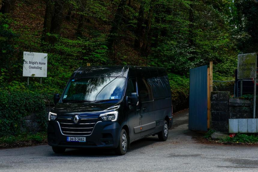 Irish police dismantle Dublin's migrant 'tent city' | The Straits Times