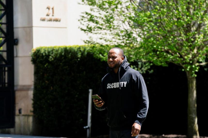 Rapper Drake's Toronto mansion guard wounded in overnight shooting ...