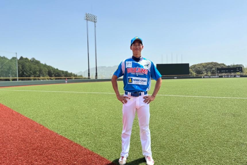 Eleazar Ng is the first Singaporean baseballer to earn a professional ...