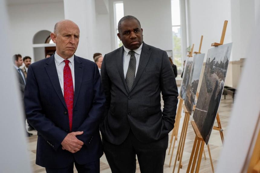 UK's Labour pledges 'ironclad' commitment to Ukraine during Kyiv visit ...