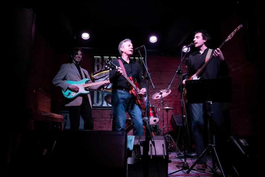 Blinken's guitar performance in Ukraine seen as tone-deaf by some | The ...