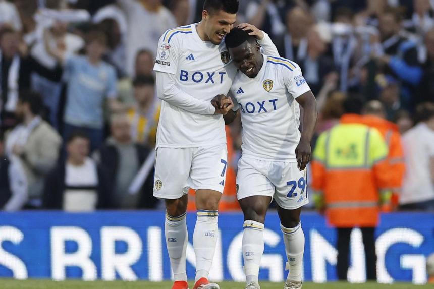 Leeds reach Championship play-offs final with 4-0 win over Norwich ...