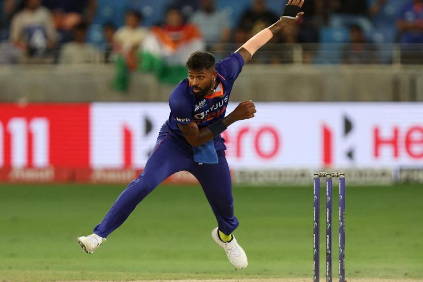 Pandya's form mirrors Mumbai woes in wretched IPL season | The Straits ...