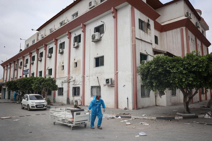 Major Gaza hospital reopens amid the chaos of war | The Straits Times