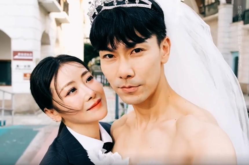 Actor Dai Xiangyu swops wedding finery with wife on 8th anniversary of ...