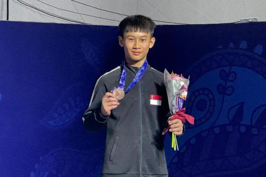 S’pore’s 16-year-old artistic gymnast Jovi Loh wins historic bronze at Junior Asian C’ships ...