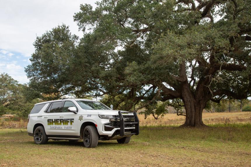 2 out of 4 inmates who escaped through gap in US jail still at large ...