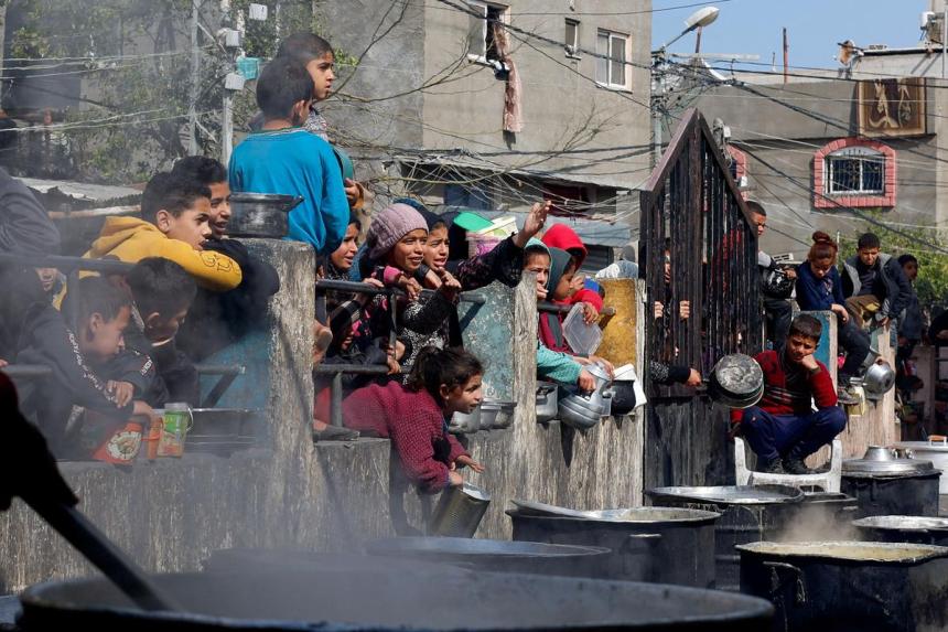 UNICEF finds 90% of Gazan children lack food needed for proper growth ...