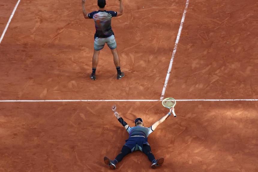 Arevalo, Pavic win French Open men's doubles title | The Straits Times