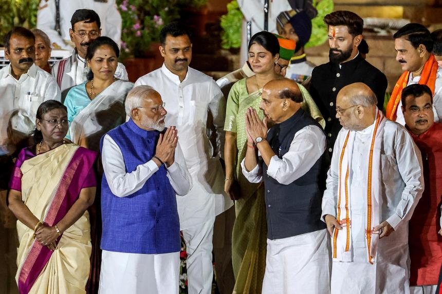 With unchanged core Cabinet team, Modi signals it is business as usual ...
